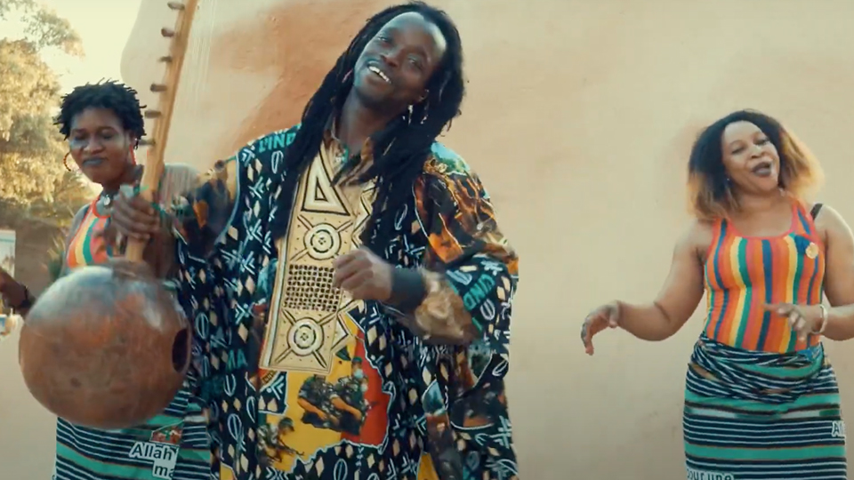 SALIA DEMBELE – ASSIMI GOITA (CLIP) – BAMADA-CITY