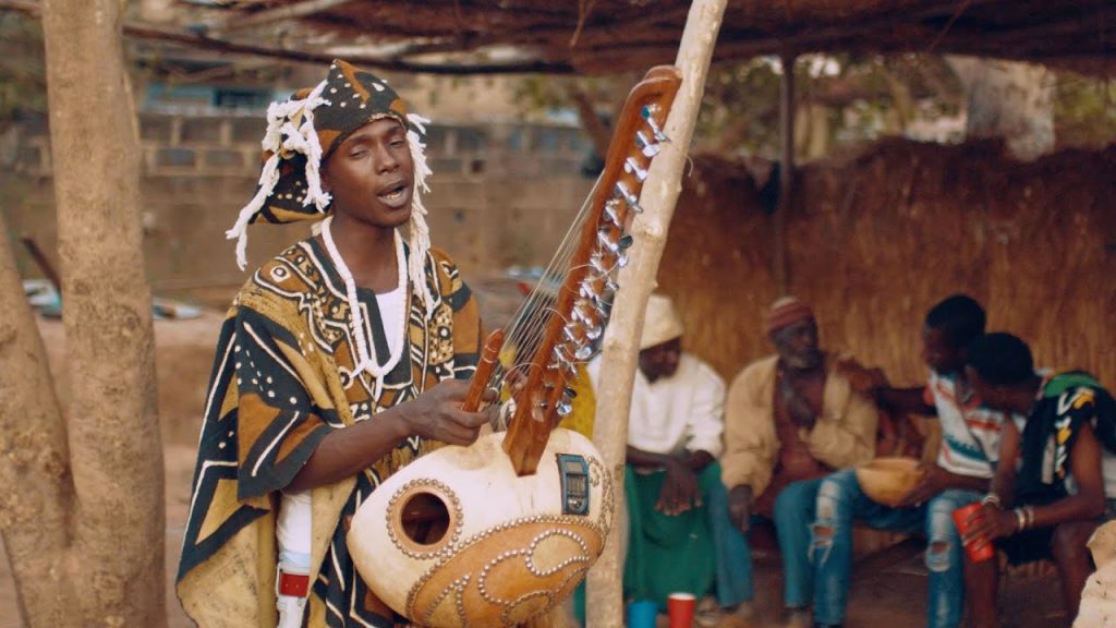 MAMA LE SUCCÈS – SINI KAN (Clip Officiel) – BAMADA-CITY